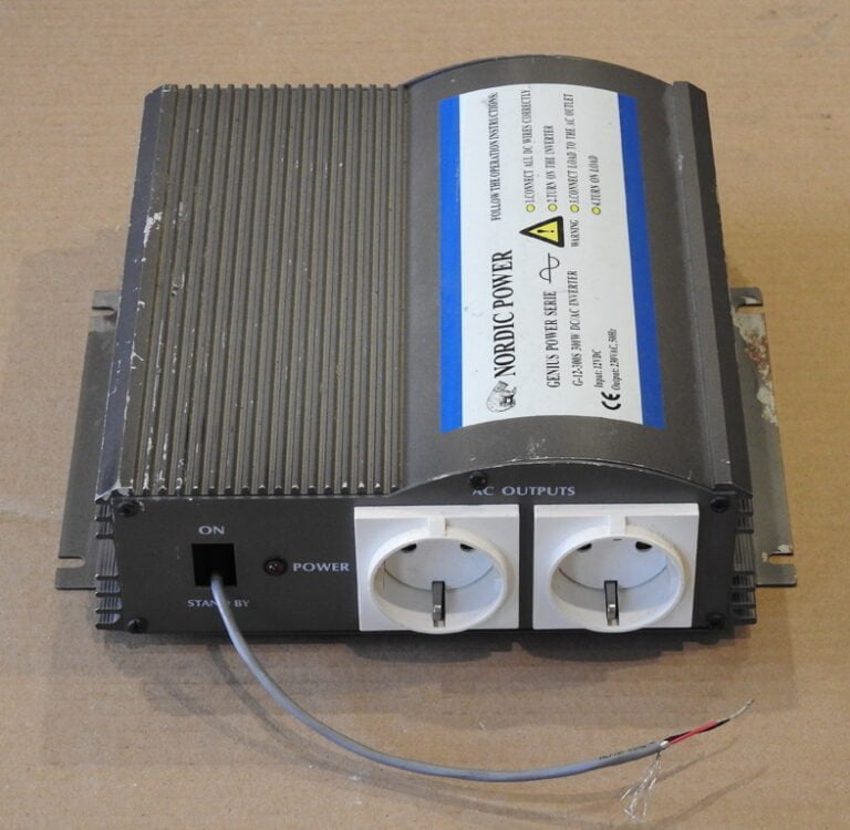 Inverter 12 till 220v ac - Wasa Yachts